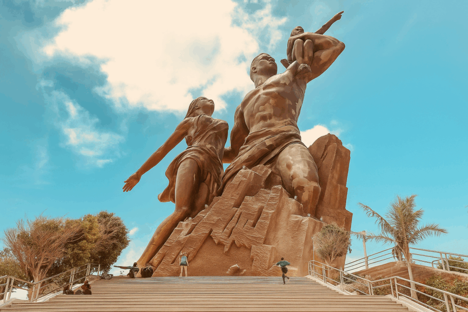 Monument de la renaissance africaine - MONUMENT DE LA RENAISSANCE AFRICAINE
